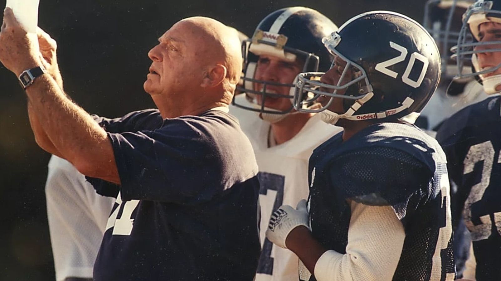The time Erk Russell brought a live rattlesnake into his locker room