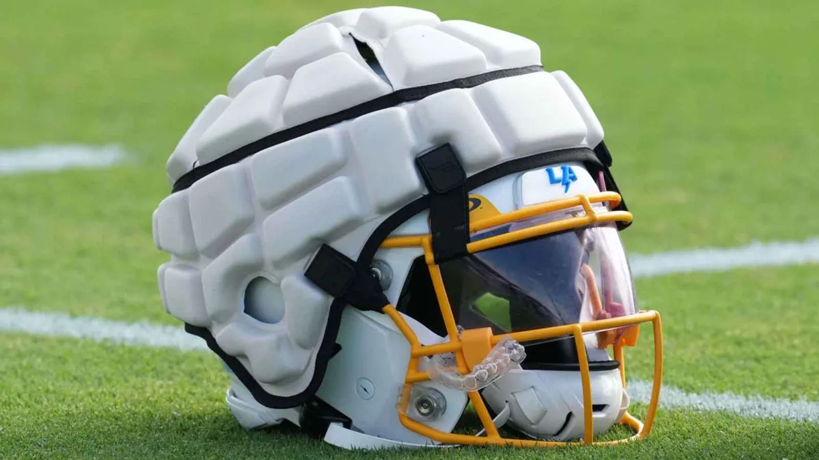 NFL set to allow players to wear Guardian Caps during games