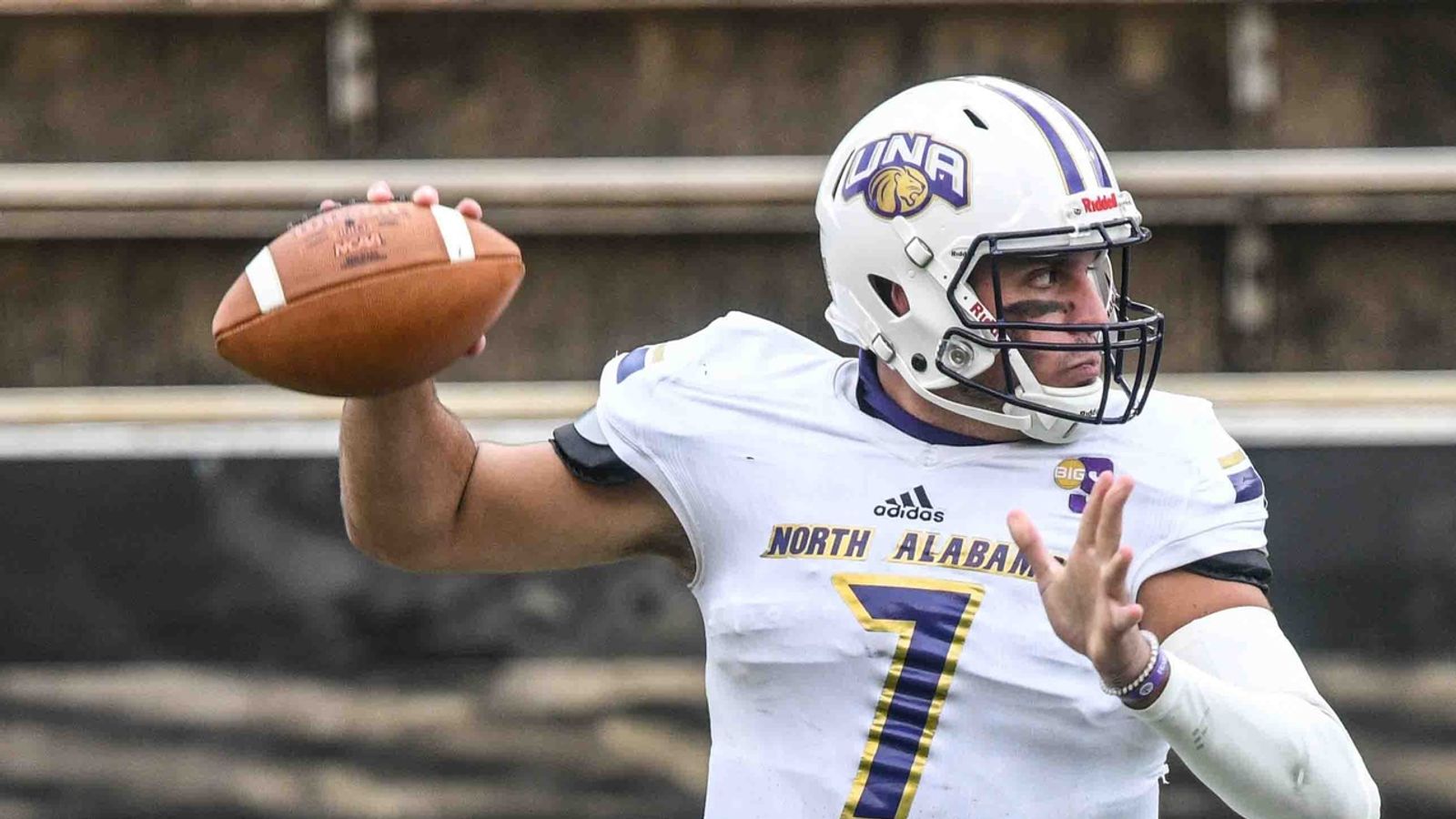 Brent Dearmon completes first North Alabama staff with established FCS ...